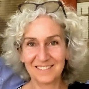 Lisa Private Tutor from Saint-Josse-ten-Noode, Belgium - $14/hr